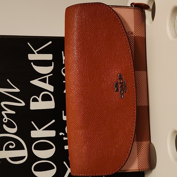 Coach | Bags | Authentic Coach Envelope Wallet | Poshmark